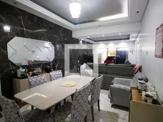 Casa / Sobrado para Venda em Brasília/DF Ceilândia 4 Quartos