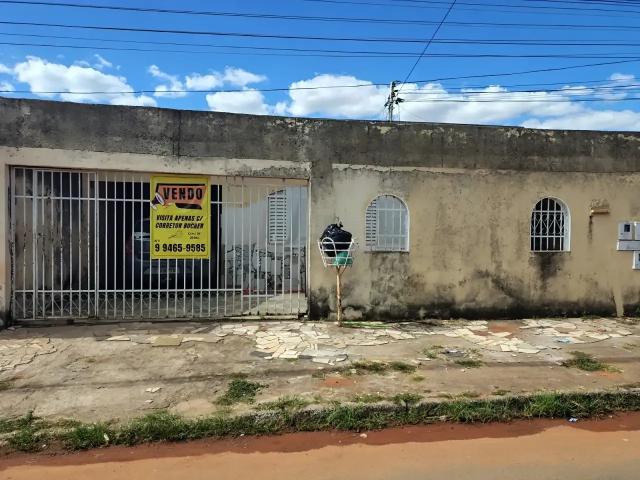 Casa / Sobrado para Venda em Brasília/DF Ceilândia Norte Ceilândia 3 Quartos