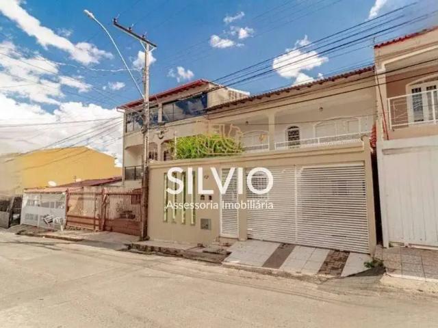 Casa / Sobrado para Venda em Brasília/DF Riacho Fundo I 5 Quartos