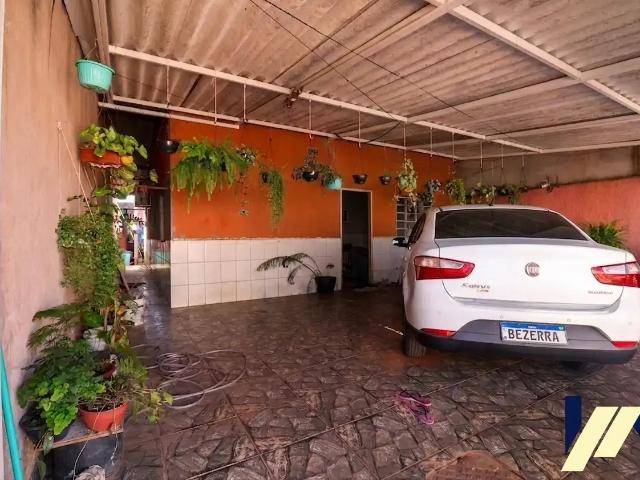 Casa / Sobrado para Venda em Brasília/DF Samambaia Norte Samambaia 3 Quartos