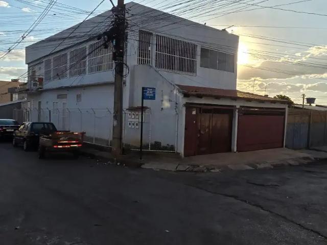 Casa / Sobrado para Venda em Brasília/DF Samambaia Norte Samambaia 4 Quartos