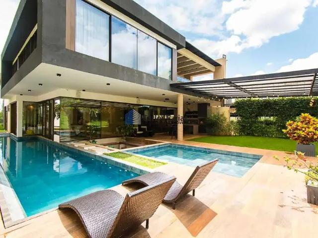 Casa / Sobrado para Venda em Brasília/DF Setor de Habitações Individuais Norte 5 Quartos