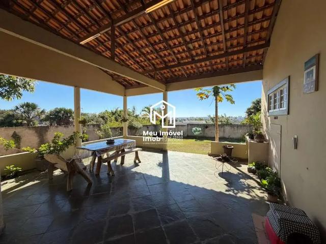 Casa / Sobrado para Venda em Brasília/DF Setor Habitacional Arniqueira Águas Claras 5 Quartos