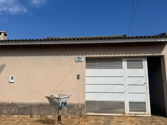Casa / Sobrado para Venda em Brasília/DF Setor Leste Gama 3 Quartos