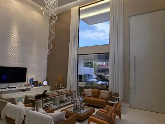 Casa / Sobrado para Venda em Brasília/DF Taguatinga Norte Taguatinga 4 Quartos