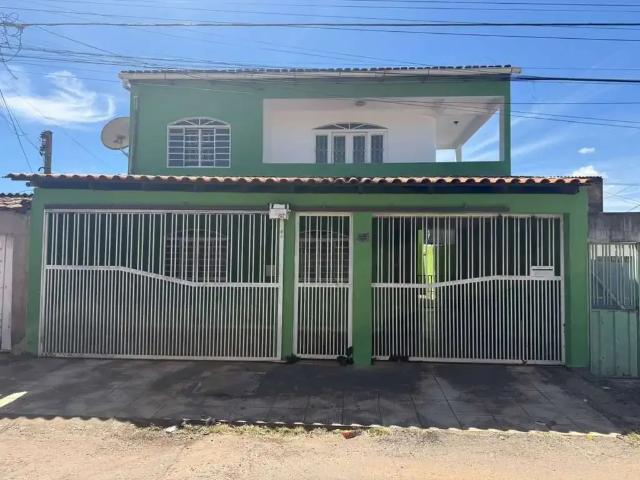 Casa / Sobrado para Venda em Brasília/DF Taguatinga Norte Taguatinga 4 Quartos