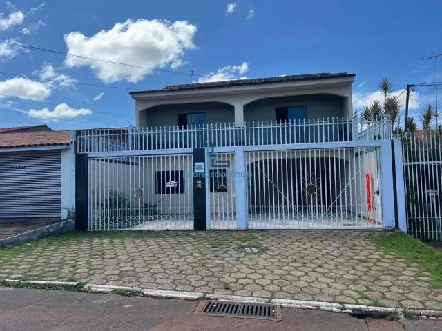 Casa / Sobrado para Venda em Brasília/DF Taguatinga Norte Taguatinga 6 Quartos