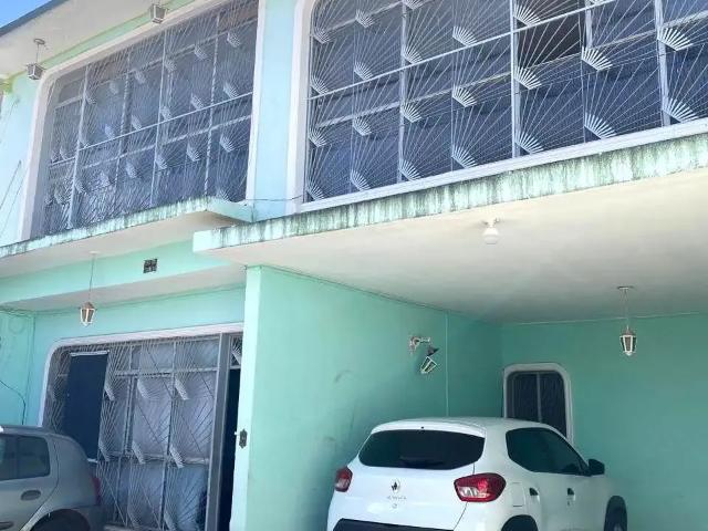 Casa / Sobrado para Venda em Brasília/DF Taguatinga Norte Taguatinga 6 Quartos