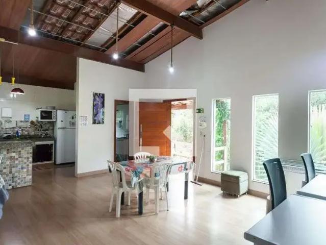 Casa / Sobrado para Venda em Brumadinho/MG Casa Branca 5 Quartos