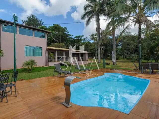 Casa / Sobrado para Venda em Brumadinho/MG Casa Branca 8 Quartos