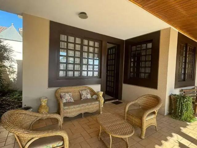 Casa / Sobrado para Venda em Brumadinho/MG Centro 4 Quartos