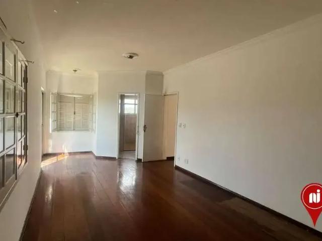 Casa / Sobrado para Venda em Brumadinho/MG Centro 4 Quartos