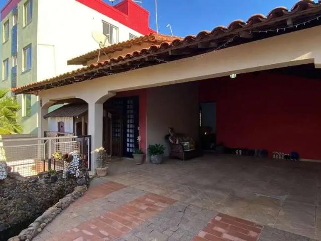 Casa / Sobrado para Venda em Brumadinho/MG Do Carmo 4 Quartos