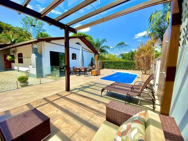 Casa / Sobrado para Venda em Brusque/SC Águas Claras 3 Quartos