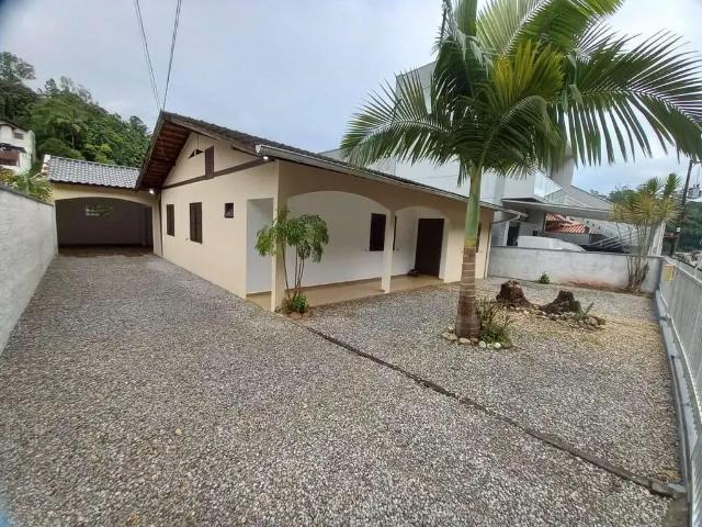 Casa / Sobrado para Venda em Brusque/SC Azambuja 3 Quartos
