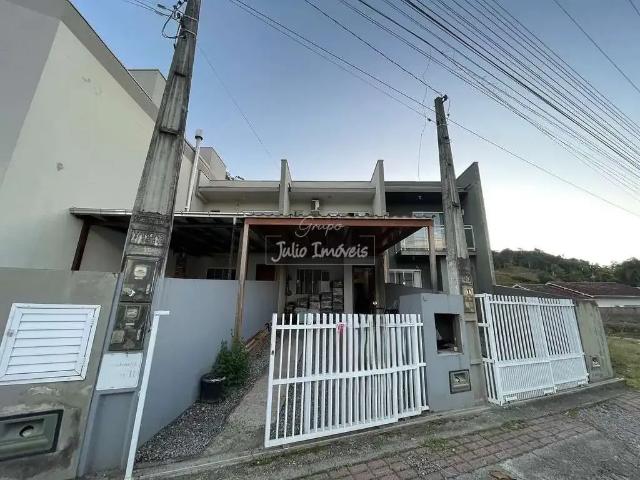 Casa / Sobrado para Venda em Brusque/SC Dom Joaquim 2 Quartos