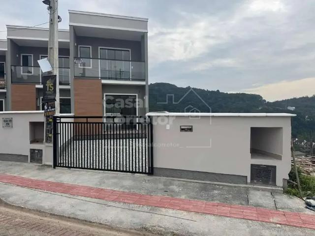 Casa / Sobrado para Venda em Brusque/SC Limeira Baixa 2 Quartos