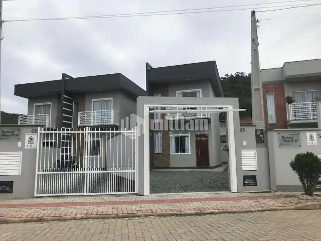 Casa / Sobrado para Venda em Brusque/SC Limeira Baixa 2 Quartos
