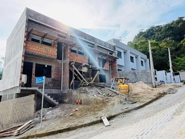 Casa / Sobrado para Venda em Brusque/SC Limeira Baixa 2 Quartos