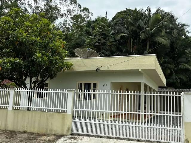 Casa / Sobrado para Venda em Brusque/SC Limeira Baixa 3 Quartos