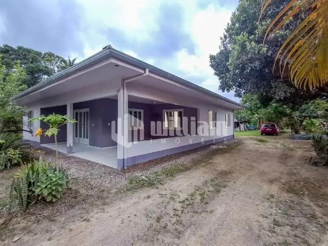 Casa / Sobrado para Venda em Brusque/SC Limeira Baixa 3 Quartos
