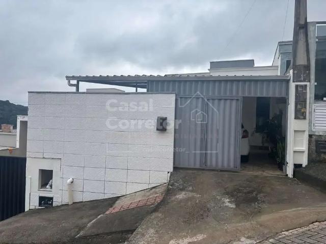 Casa / Sobrado para Venda em Brusque/SC Limeira Baixa 3 Quartos