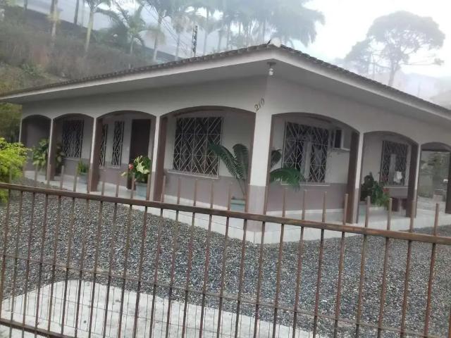 Casa / Sobrado para Venda em Brusque/SC Nova Brasília 5 Quartos