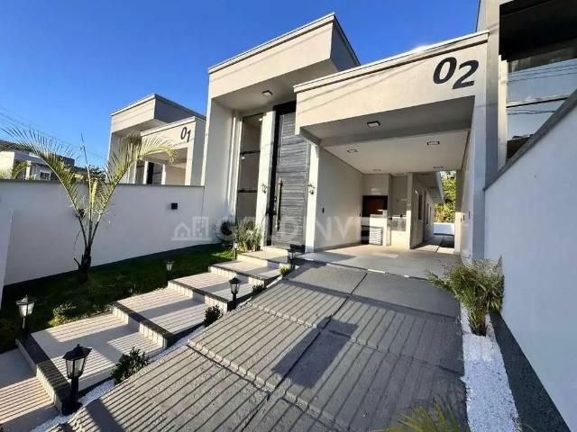 Casa / Sobrado para Venda em Brusque/SC São João 3 Quartos