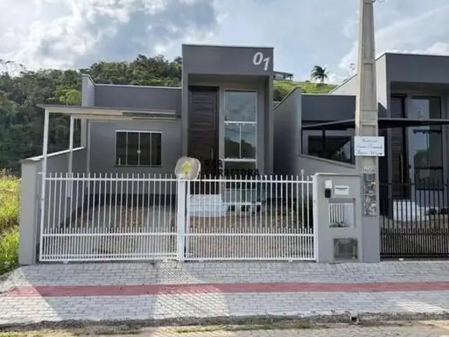 Casa / Sobrado para Venda em Brusque/SC São João 3 Quartos