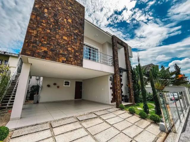 Casa / Sobrado para Venda em Brusque/SC Souza Cruz 5 Quartos