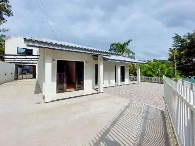 Casa / Sobrado para Venda em Brusque/SC Souza Cruz 5 Quartos