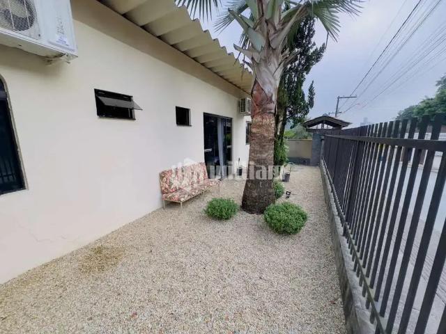 Casa / Sobrado para Venda em Brusque/SC Souza Cruz 3 Quartos