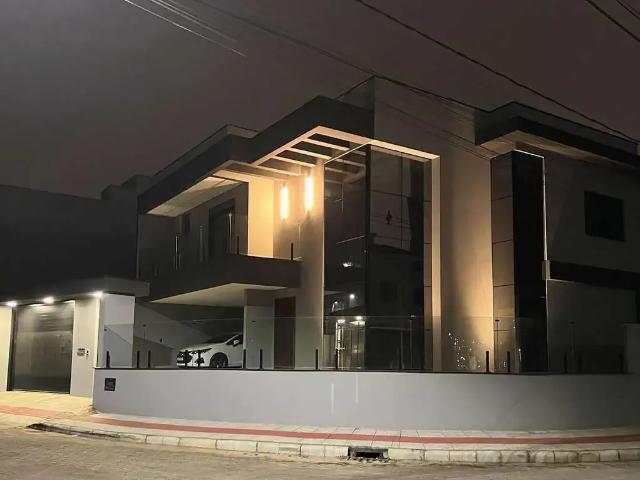 Casa / Sobrado para Venda em Brusque/SC Santa Terezinha 3 Quartos