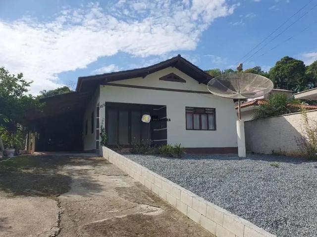 Casa / Sobrado para Venda em Brusque/SC Ponta Russa 3 Quartos