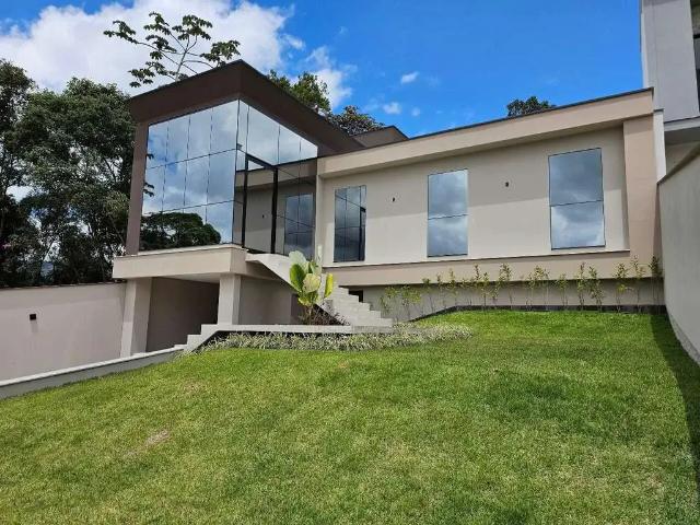 Casa / Sobrado para Venda em Brusque/SC Primeiro de Maio 5 Quartos