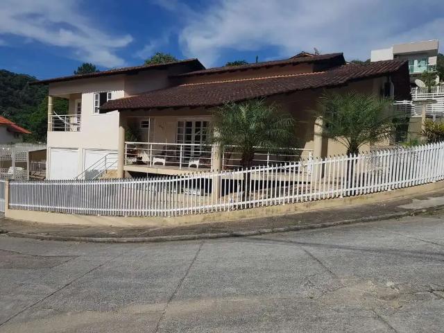 Casa / Sobrado para Venda em Brusque/SC Primeiro de Maio 2 Quartos