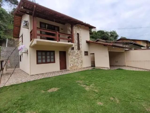 Casa / Sobrado para Venda em Brusque/SC Primeiro de Maio 3 Quartos