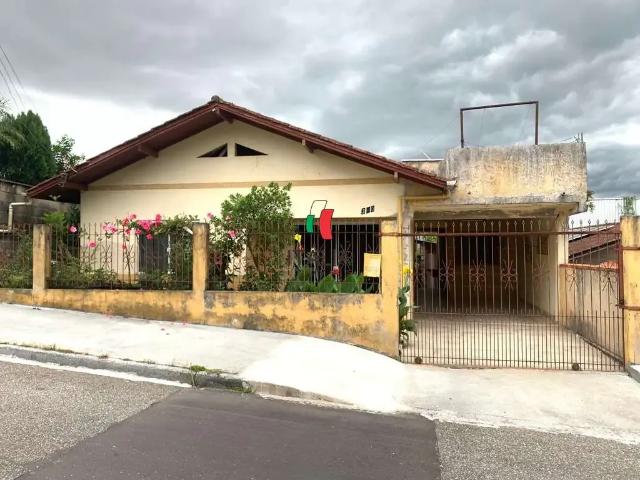 Casa / Sobrado para Venda em Brusque/SC Rio Branco 2 Quartos