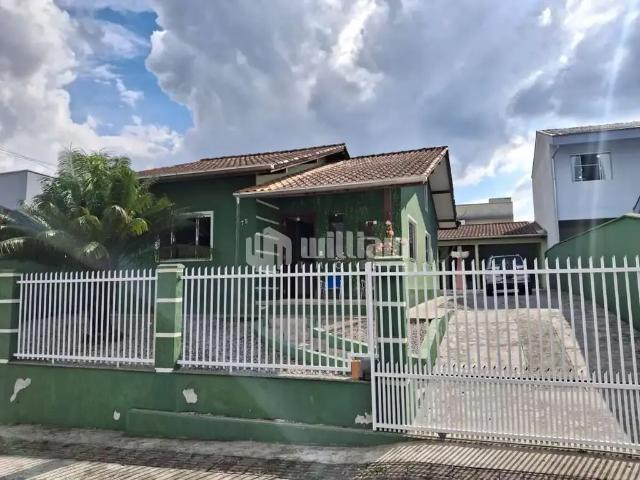 Casa / Sobrado para Venda em Brusque/SC Rio Branco 3 Quartos