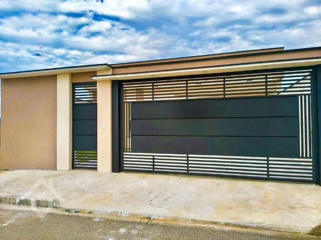 Casa / Sobrado para Venda em Caçapava/SP Borda da Mata
