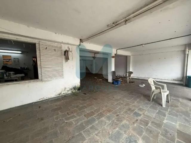 Casa / Sobrado para Venda em Caçapava/SP Centro 4 Quartos