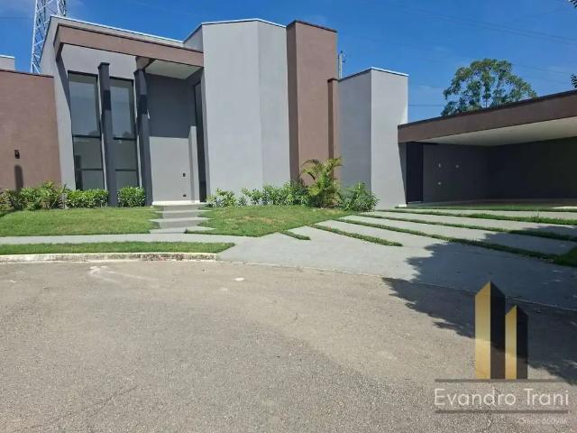 Casa / Sobrado para Venda em Caçapava/SP Condomínio Terras do Vale 3 Quartos
