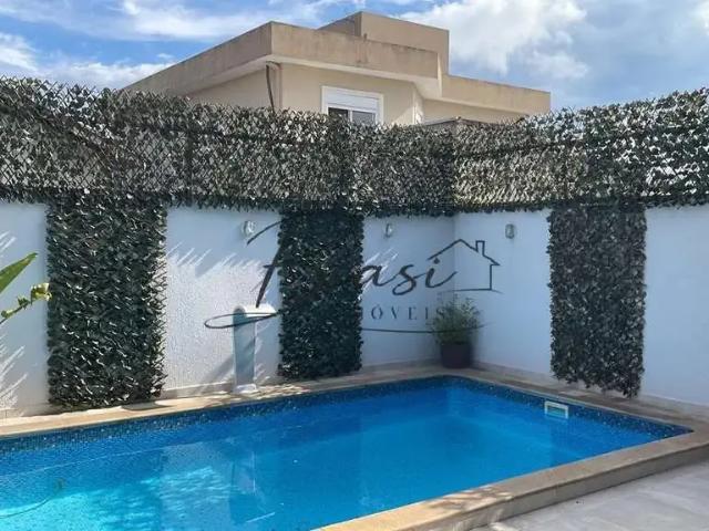 Casa / Sobrado para Venda em Caçapava/SP Condomínio Terras do Vale 4 Quartos