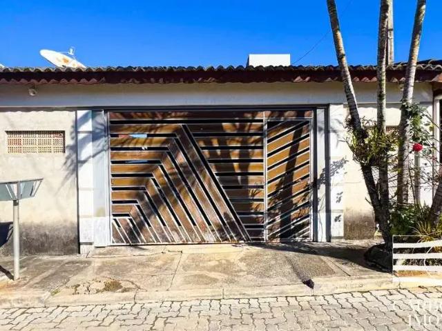Casa / Sobrado para Venda em Caçapava/SP Parque Residencial Maria Elmira 3 Quartos