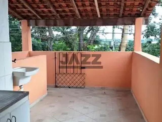 Casa / Sobrado para Venda em Caçapava/SP Vila Bandeirantes 4 Quartos