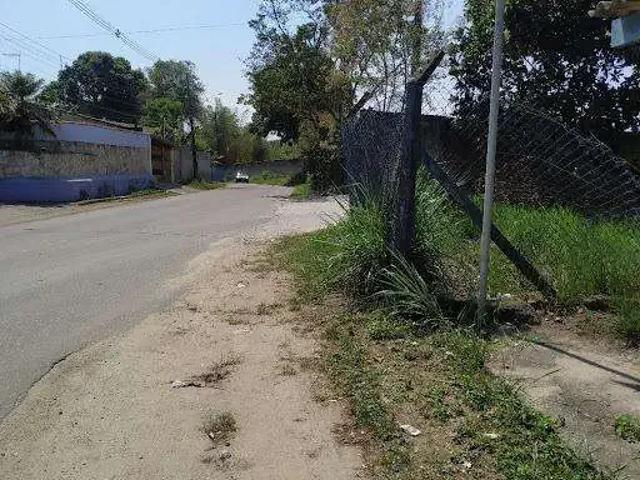 Casa / Sobrado para Venda em Caçapava/SP Vila Galvão
