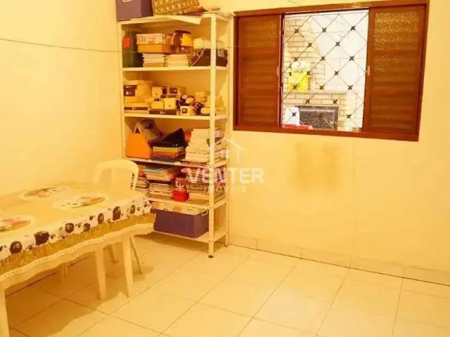 Casa / Sobrado para Venda em Caçapava/SP Vila Menino Jesus 4 Quartos