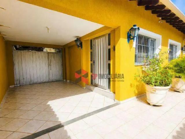 Casa / Sobrado para Venda em Caçapava/SP Vila Naly 4 Quartos