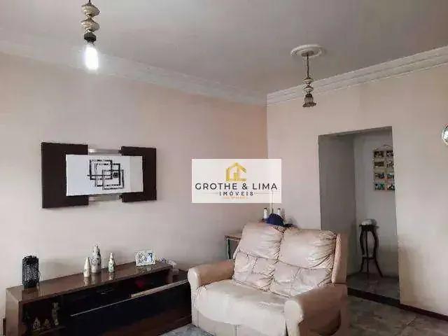 Casa / Sobrado para Venda em Caçapava/SP Vila São João 3 Quartos
