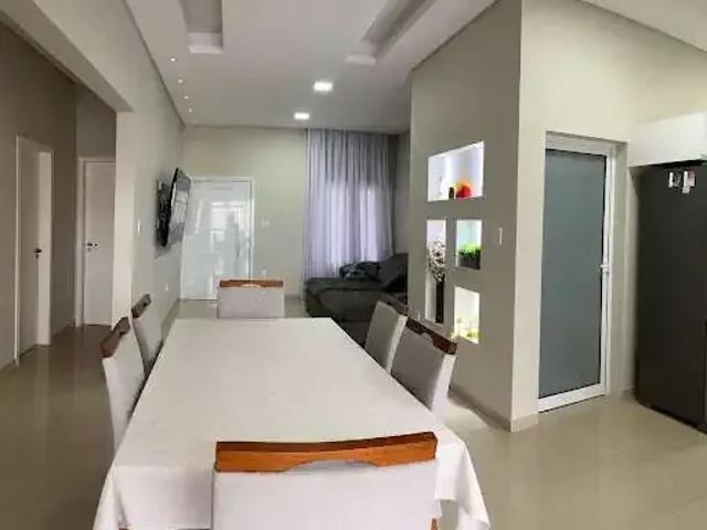 Casa / Sobrado para Venda em Caçapava/SP Vila Santos 3 Quartos
